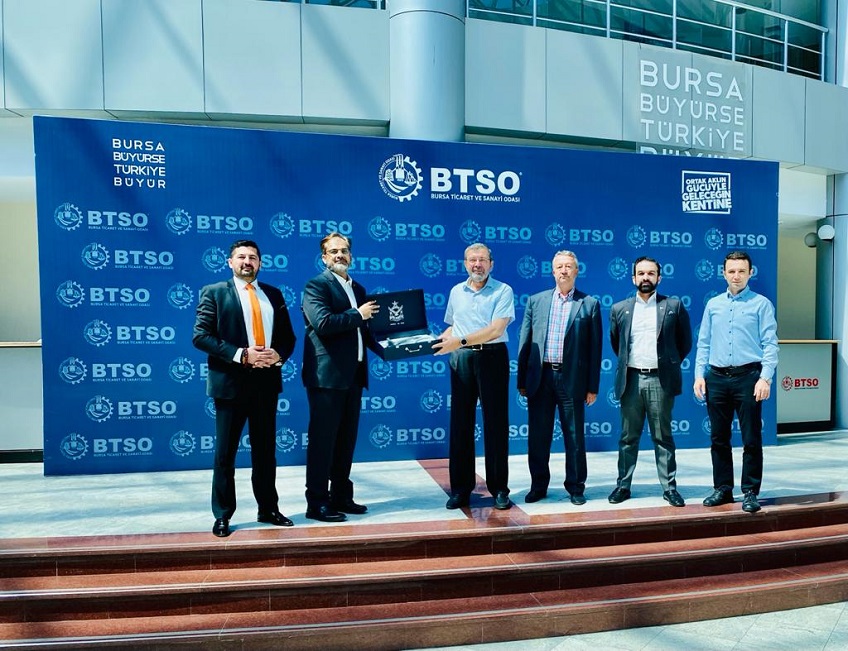 pakistan hava kuvvetleri ile toplantı